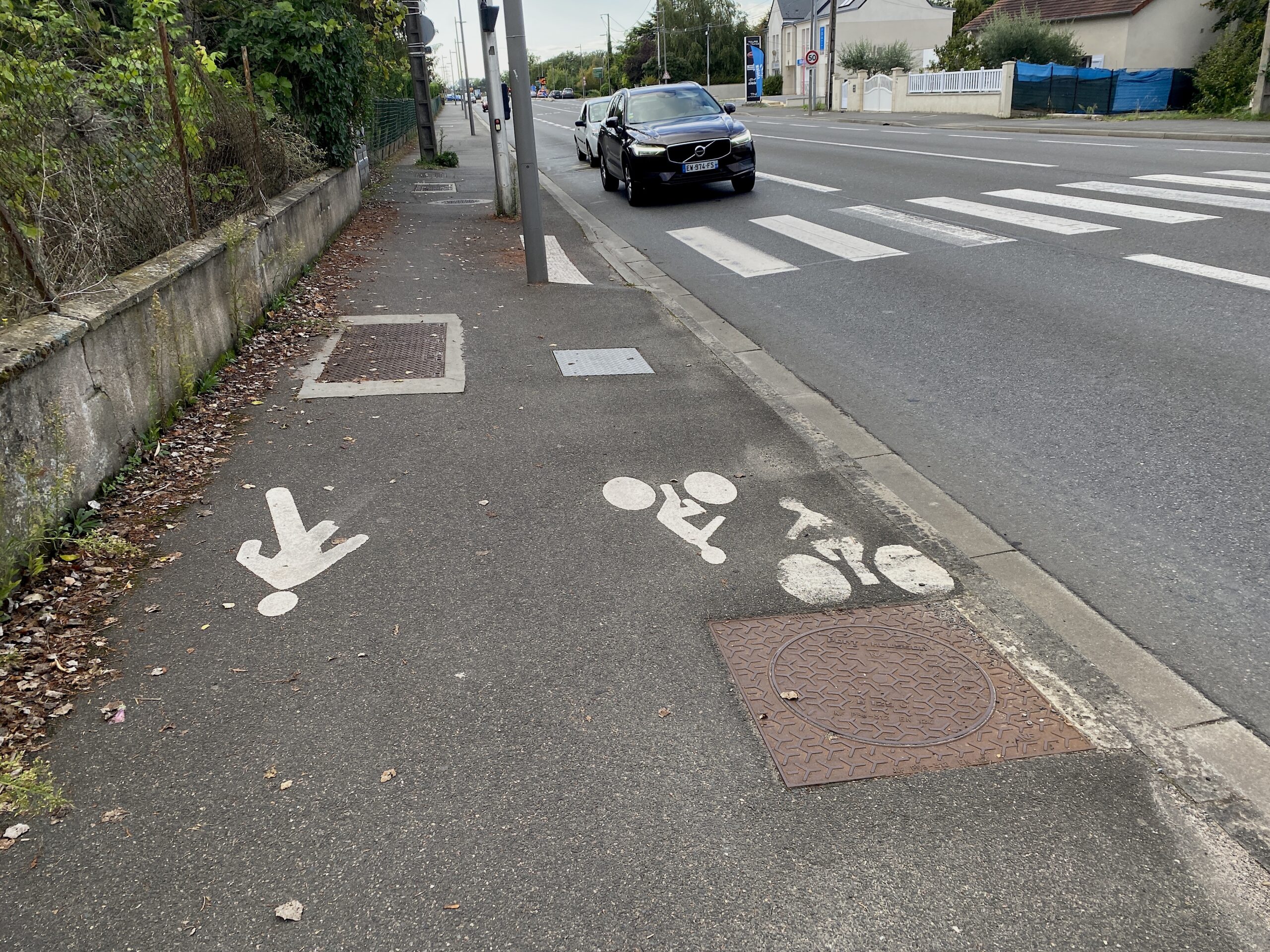 Trottoir-partage-pietonscyclistes-22-septembre-2023-Avenue-de-la ...